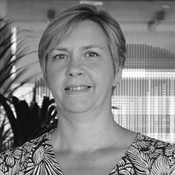 Liz St. Louis | SCEWC 5-7 NOV 2024